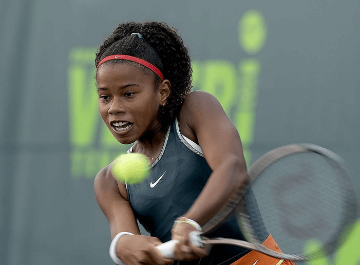 Victoria Barros ganha bolsa auxílio do ITF de R$ 125 mil