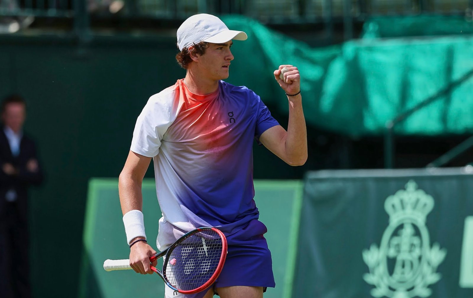 Fonseca fica a uma vitória da chave principal do US Open